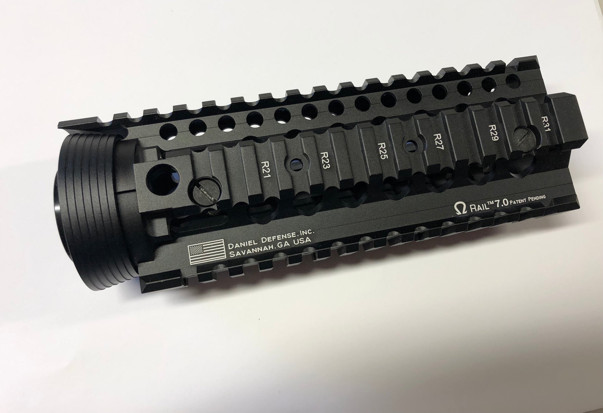 Daniel Defense 7” Omega metal handguard - Gel Blaster Parts & Accessor